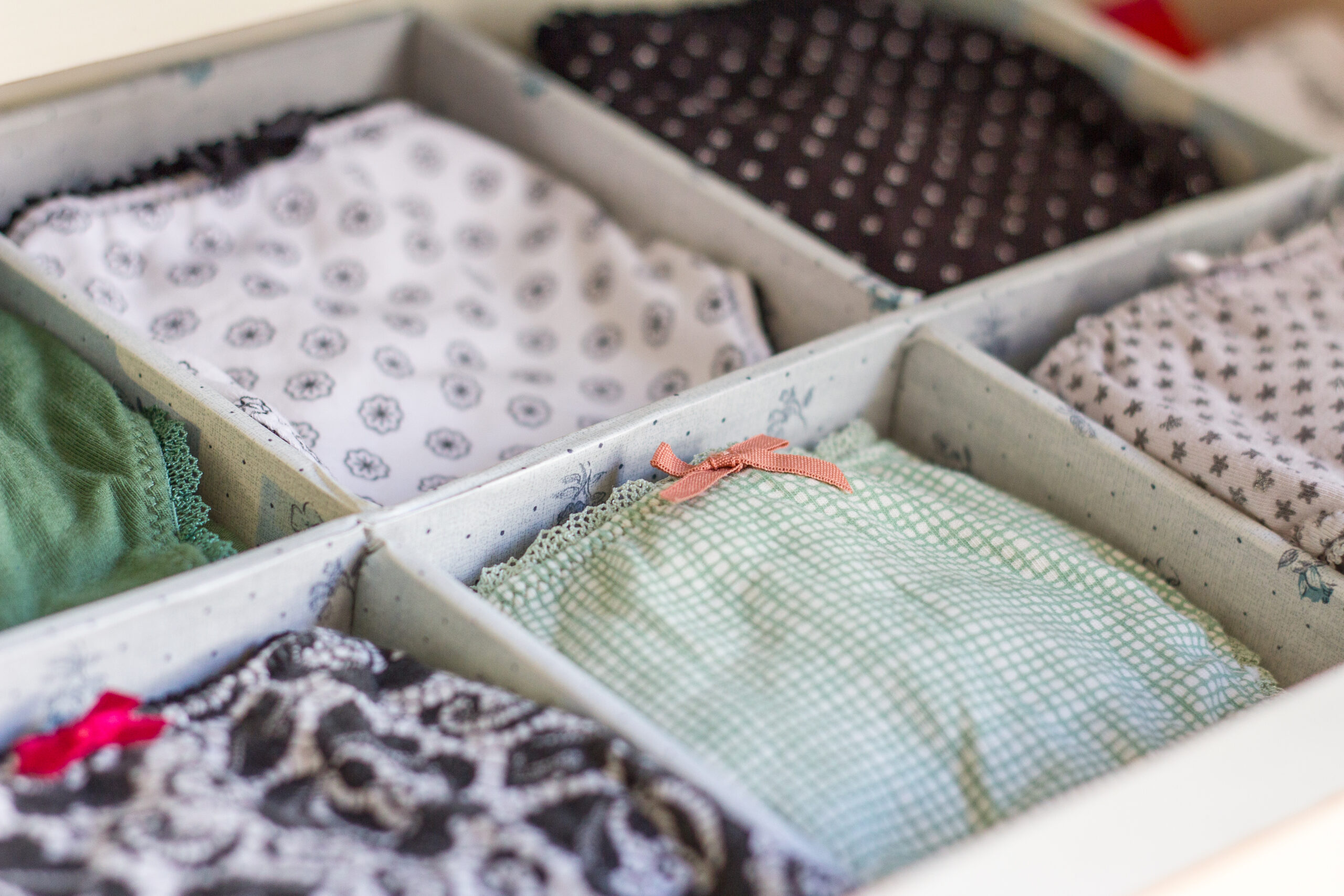 Custom Underwear Boxes UK | Bespoke Lingerie Packaging